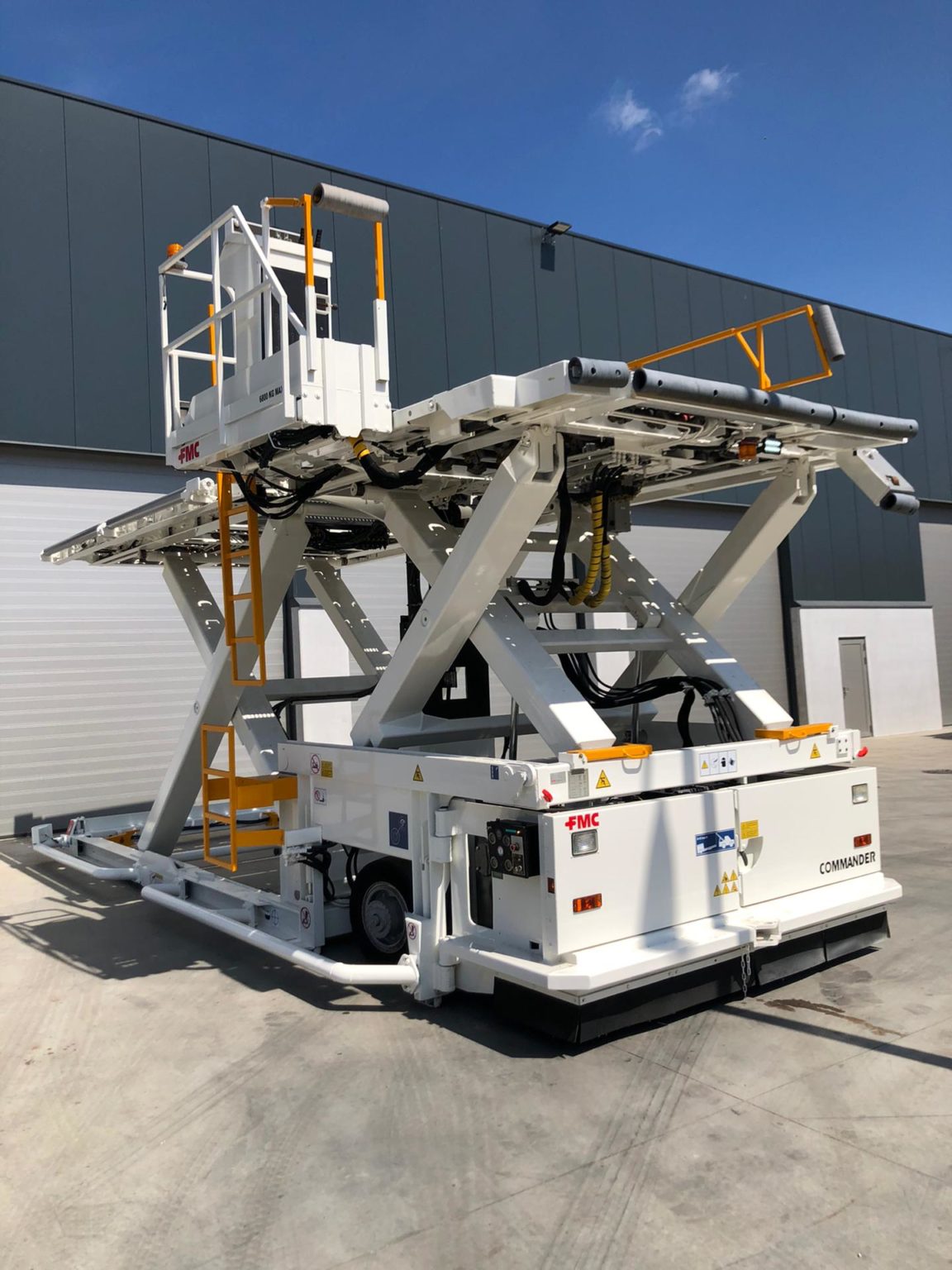 FMC Commander 15 – CTC Moyson Airport Equipment