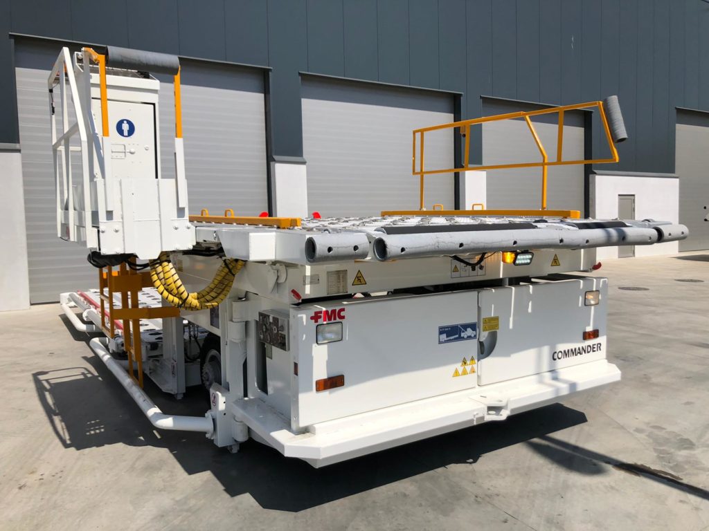 LOADERS & TRANSPORTERS – CTC Moyson Airport Equipment