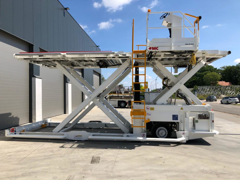 FMC Commander 15 – CTC Moyson Airport Equipment