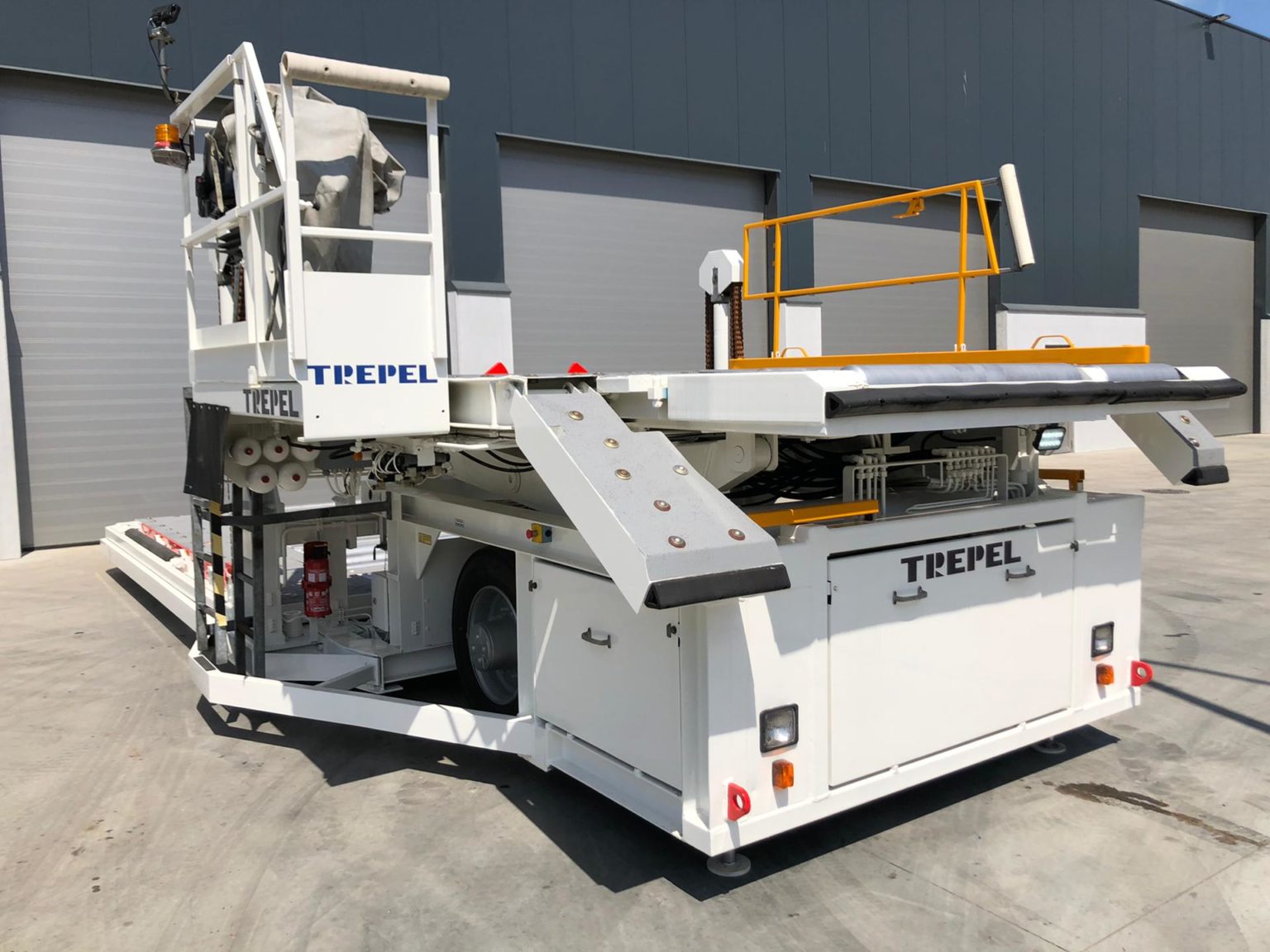 Trepel Champ70W – CTC Moyson Airport Equipment